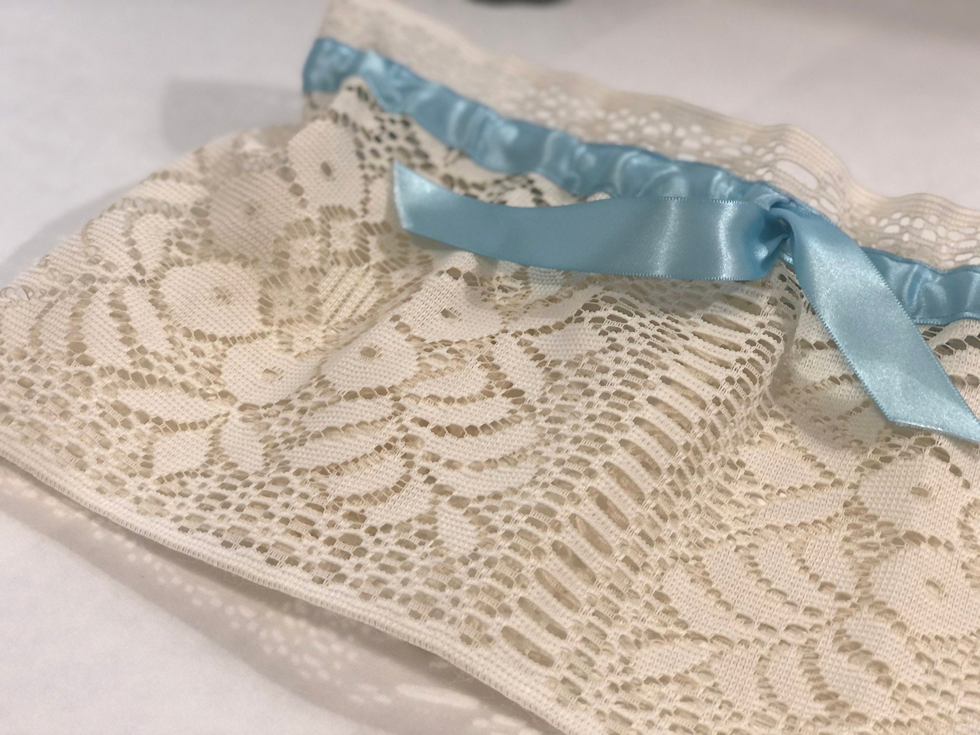 Country Cottage Style Lamp Shade Skirt Décor With Light Blue Ribbon ...