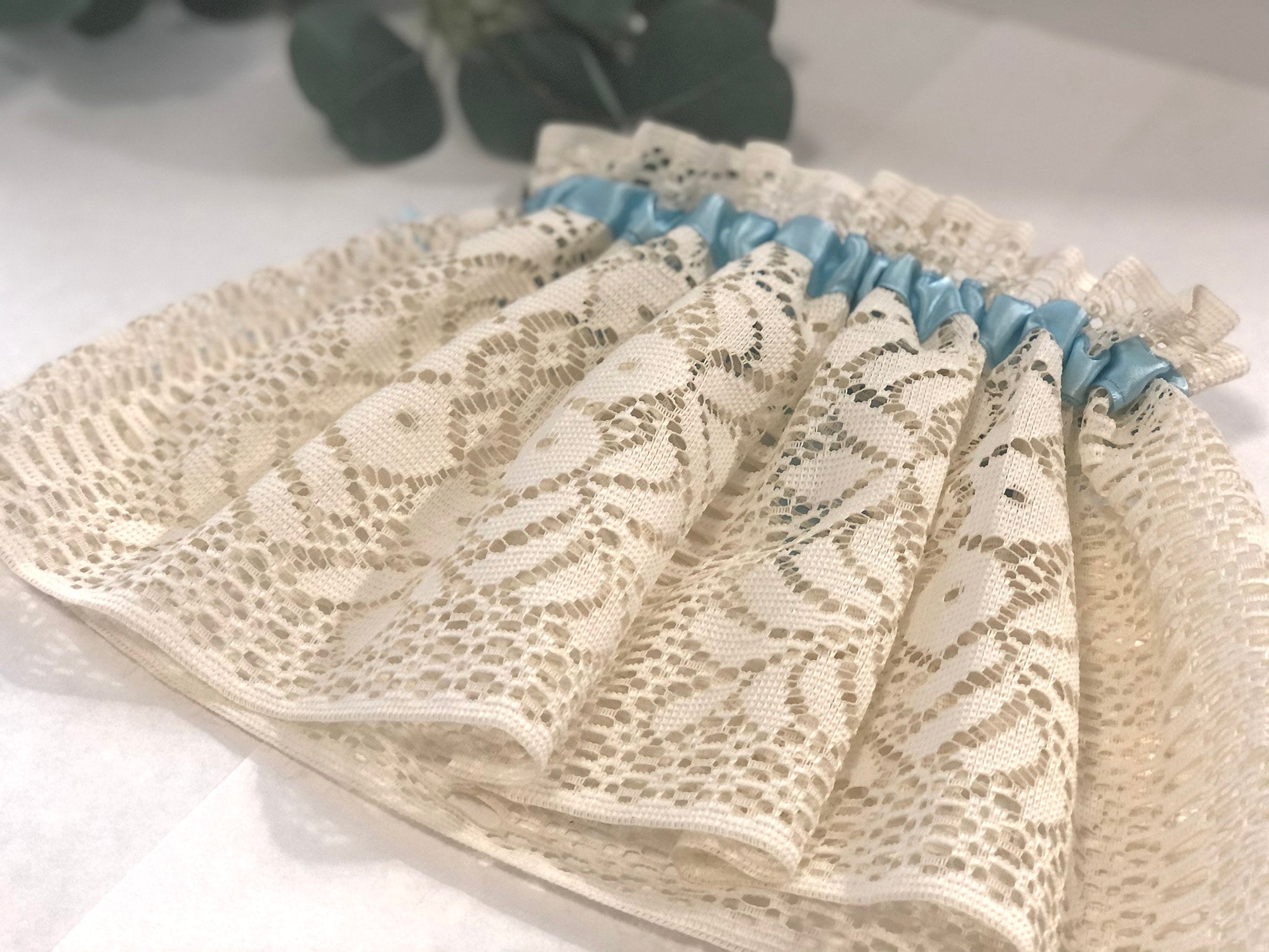 Country Cottage Style Lamp Shade Skirt Décor With Light Blue Ribbon ...