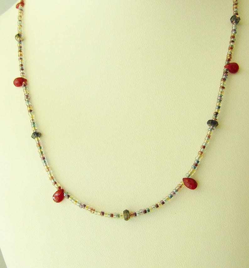 Red Ruby and Iolite Multi-color Seed Bead Minimalist Necklace - Etsy