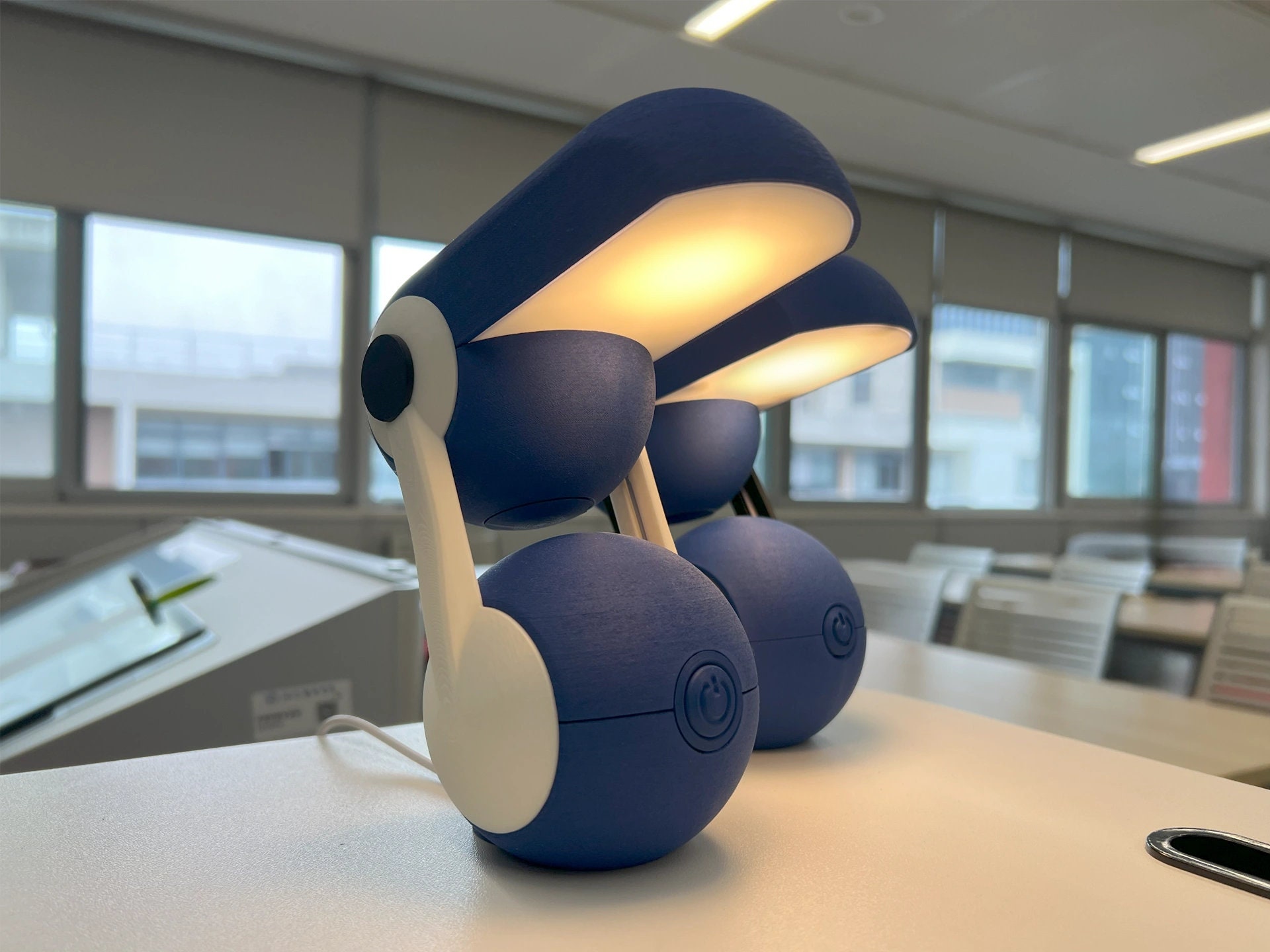 Chirpy 3D Printed LED Bird Lamps - Adjustable Whimsical Lighting - Etsy