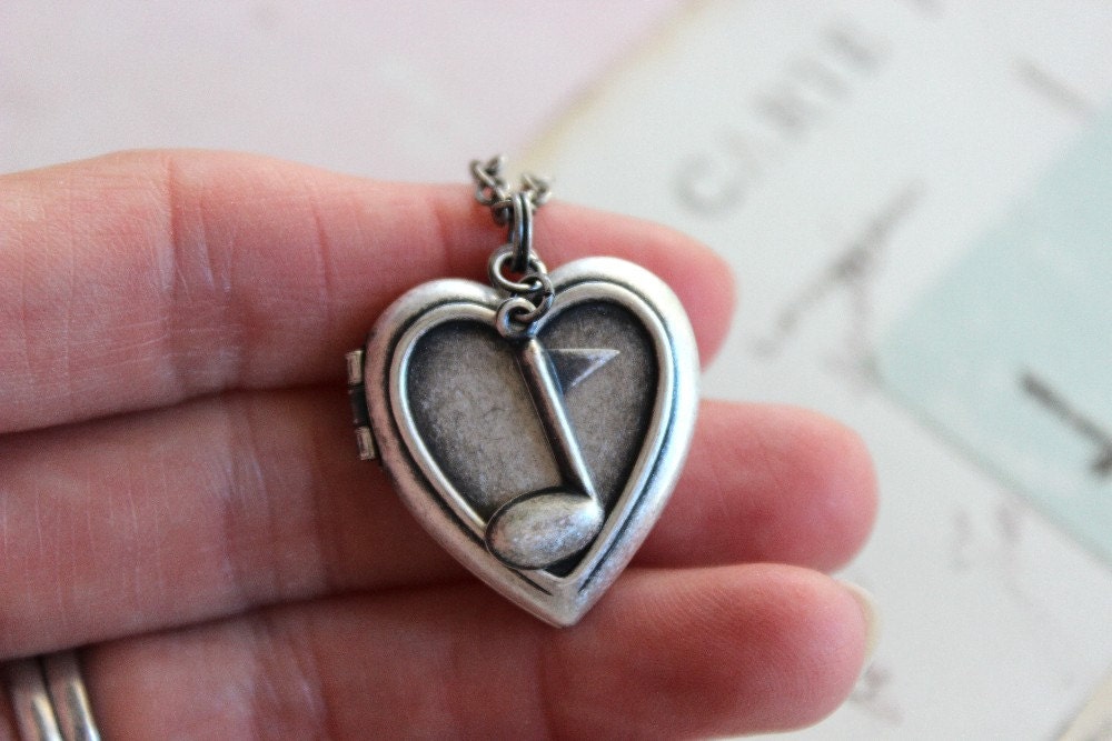 Music note. heart locket necklace. silver ox meduim locket | Etsy