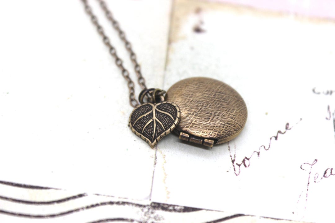 Leaf. Locket Necklace. Brass Ox Jewelry - Etsy