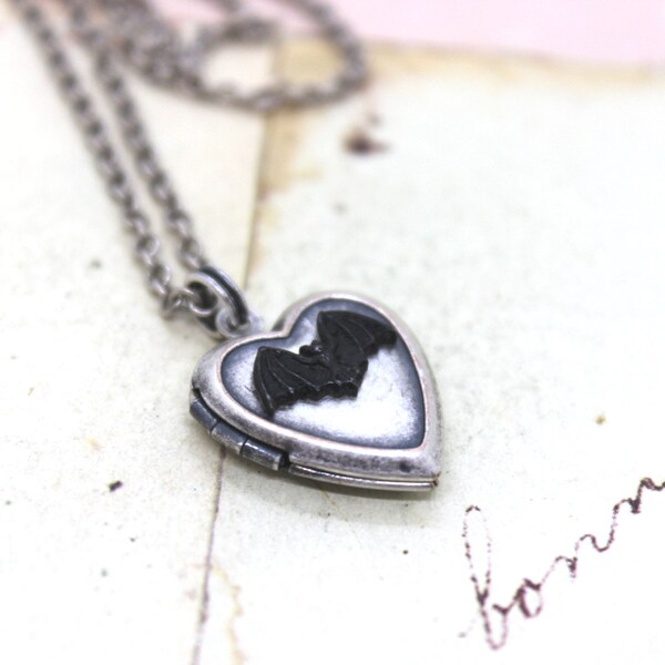 Goth Silver Heart Locket - Etsy