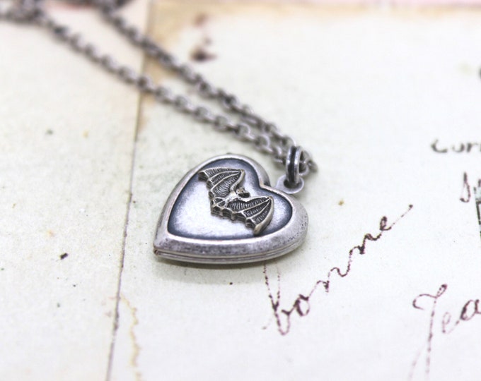 Bat. Heart Locket Necklace. Silver Ox Jewelry With Silver Tone Bat ...