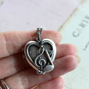 G Clef Music Notes. Heart Locket Necklace. Silver Ox Meduim Locket - Etsy