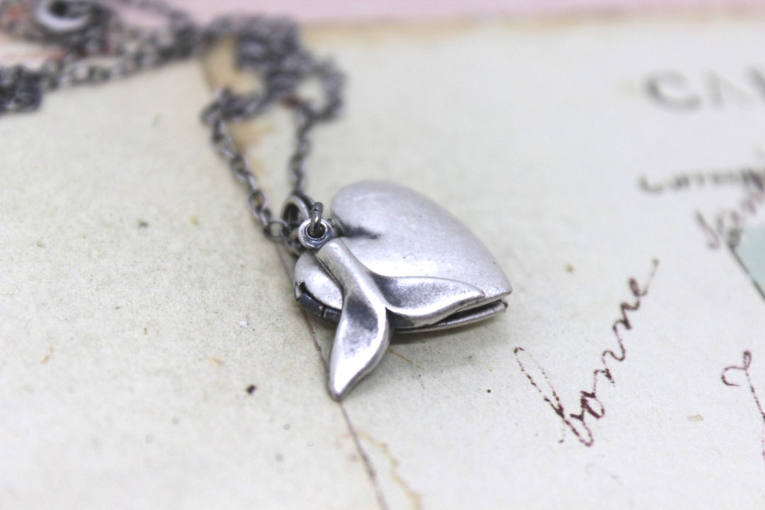 Whale Tail. Locket Necklace. in Silver Ox - Etsy