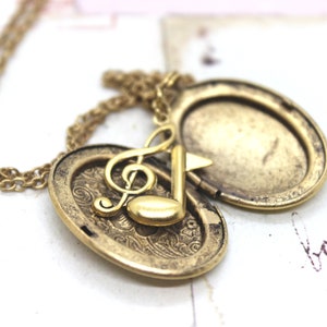 Music Notes Oval. Locket Necklace. Gold Ox Jewelry With Floral Pattern ...