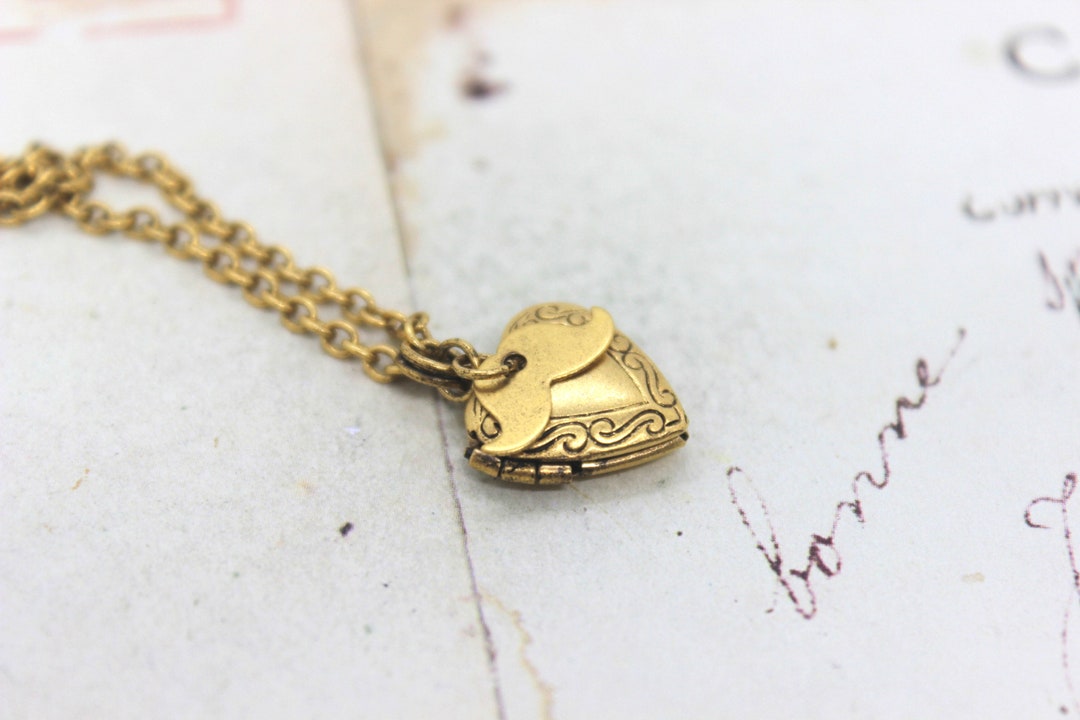 Tiny Mustache Heart. Locket Necklace. Gold Ox Jewelry Itty - Etsy