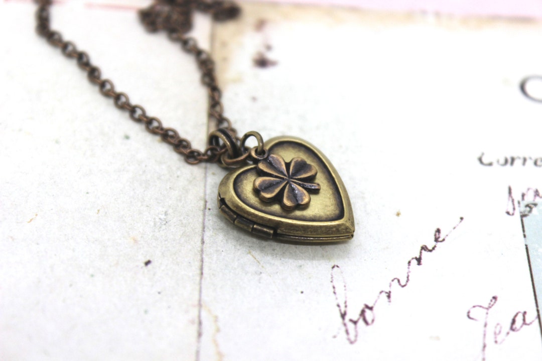 4 Leaf Clover. Locket Necklace. Brass Ox - Etsy