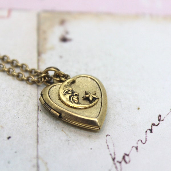 Star Locket - Etsy