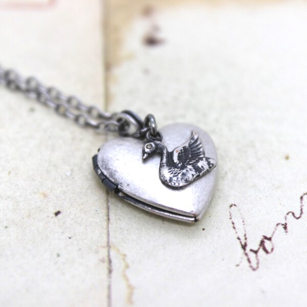 Swan Necklace - Etsy