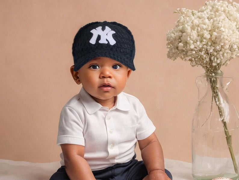 NY Yankees Baby Hat , New York Yankee Baseball Cap, Baby Shower Gift ...