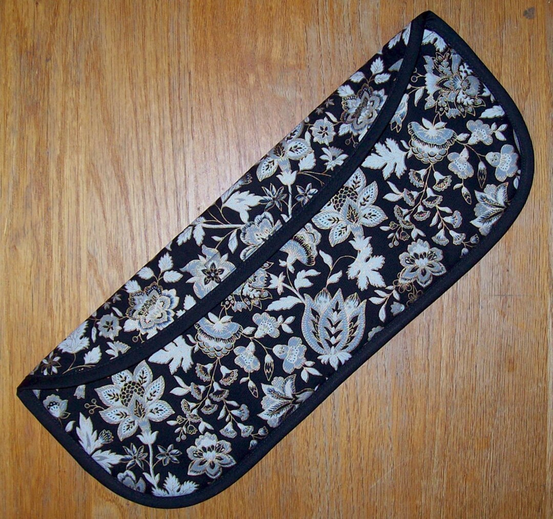 Curling Iron Case / Flat Iron Cover / for Travel or the Gym / Insulated ...