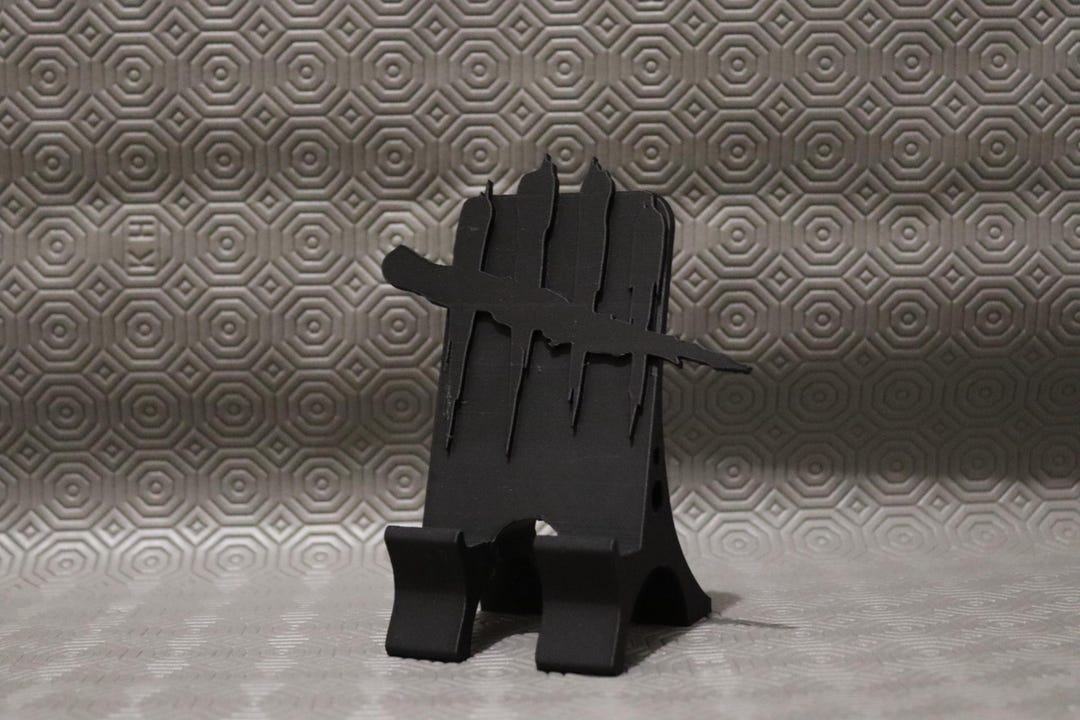 Horror Game Phone Stand - Etsy