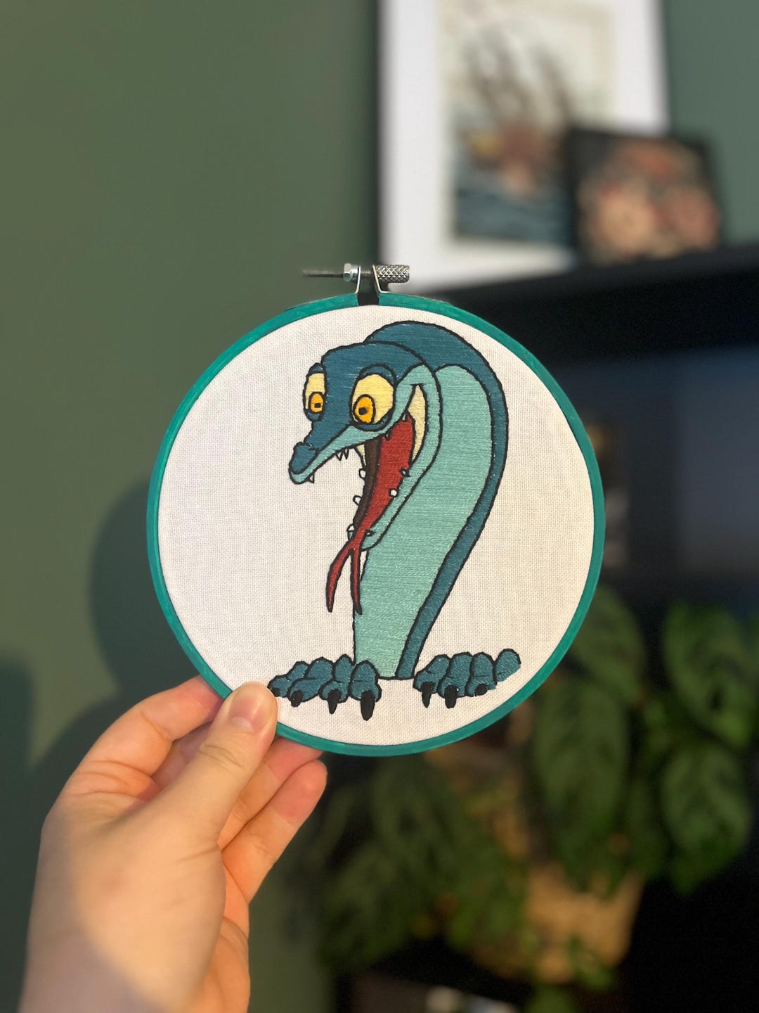 Joanna the Goanna, Rescuers Down Under Hand Embroidered Hoop - Etsy
