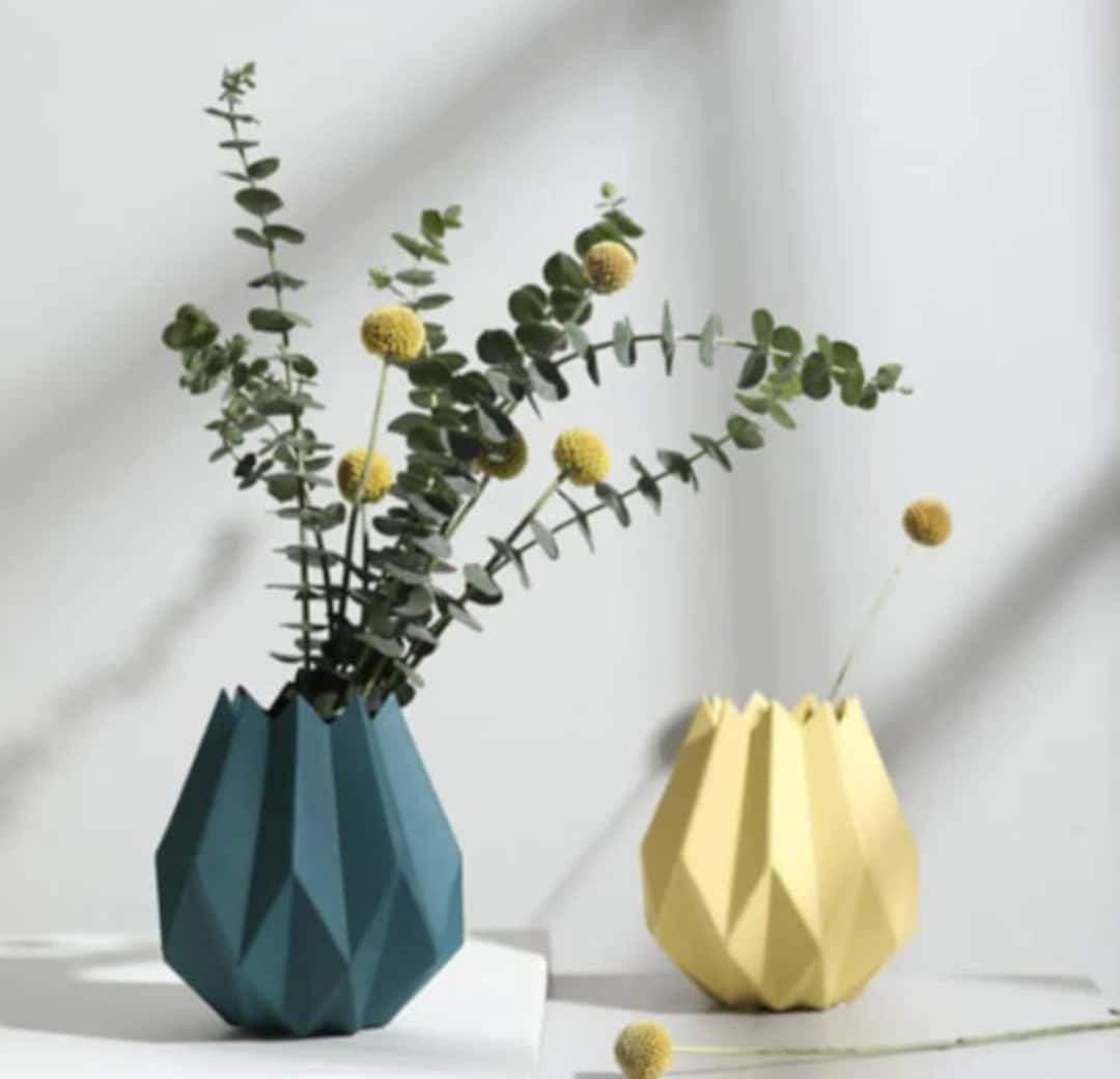 Modern Origami Flower Vase. Unique Vase for Dried Flowers. 3D Printed ...
