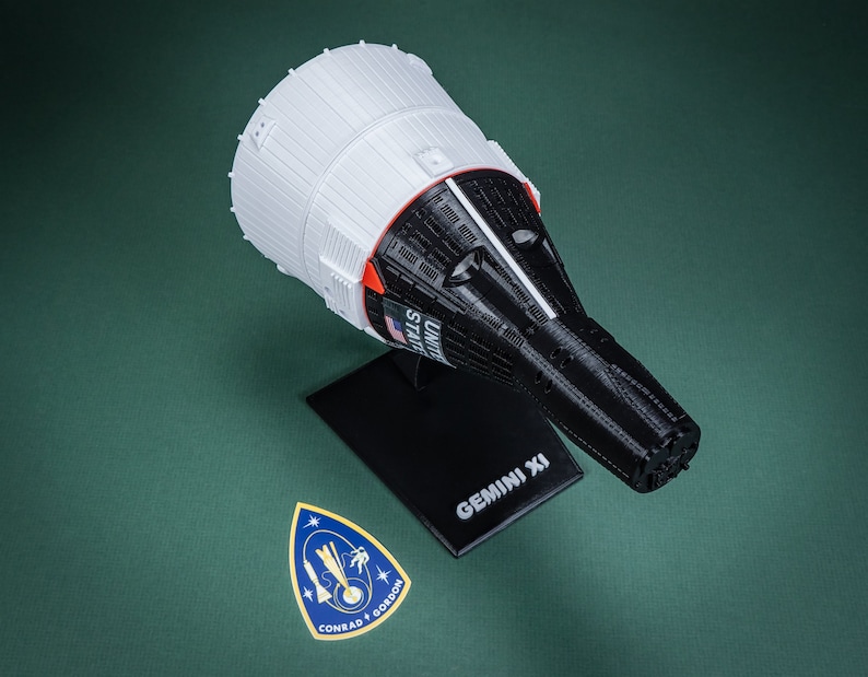 Gemini XI Mission 1/24 Scale Spaceships Plastic Model Rocket Spacecraft ...