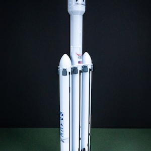 FALCON HEAVY | Plastic Model | Rocket | Spacex | NASA | Scale 1:144 ...