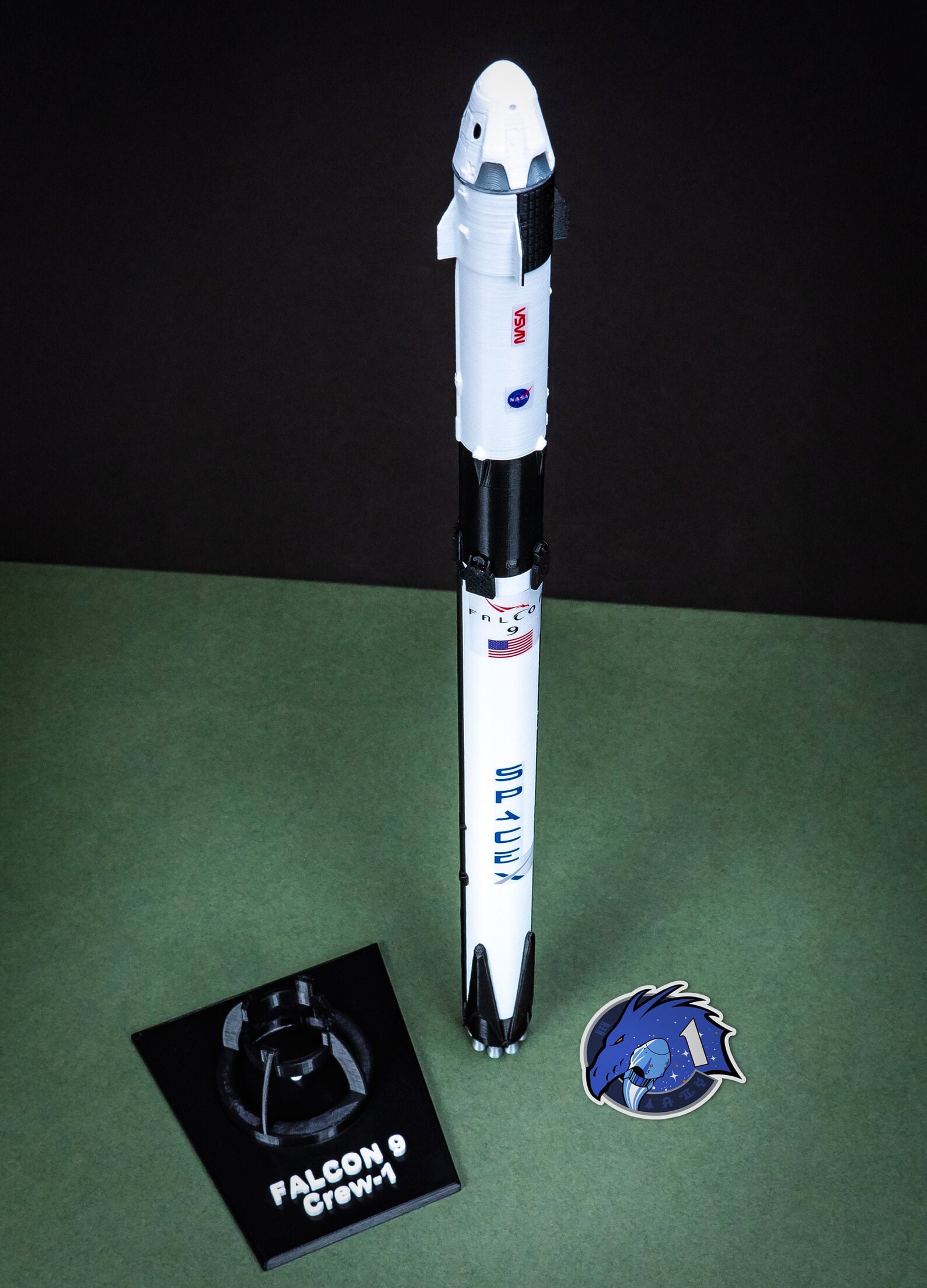 Falcon 9 Crew-1 | Dragon Resilience | Plastic Model | Rocket | Spacex ...