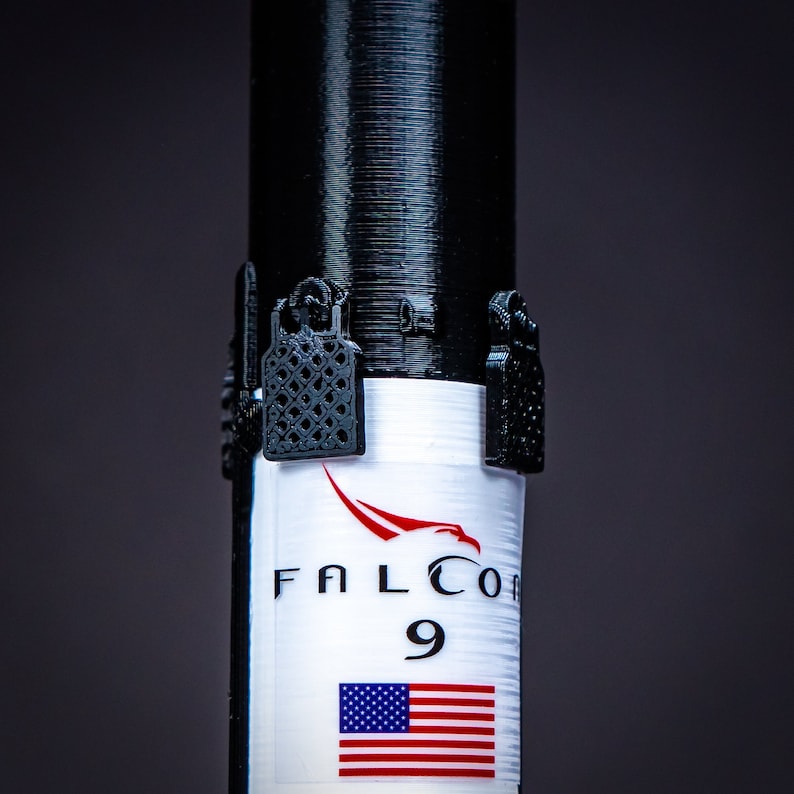 Falcon 9 Crew-1 | Dragon Resilience | Plastic Model | Rocket | Spacex ...