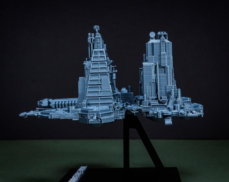 The Refinery Installation | Plastic Model Spaceship | Alien | Alien ...