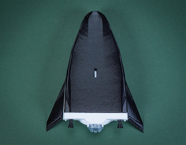 Dream Chaser Spaceplane Crewed | Plastic Model | Rocket | Spacecraft ...
