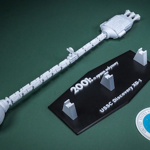 Discovery XD-1 | 2001 a Space Odyssey | Plastic Model | Spaceship ...