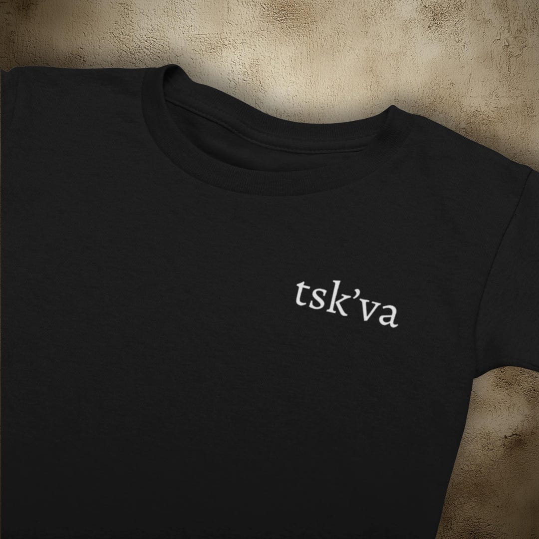 Tsk'va Baldur's Gate 3 Tee: Githyanki Lae'zel Fan Shirt - Etsy