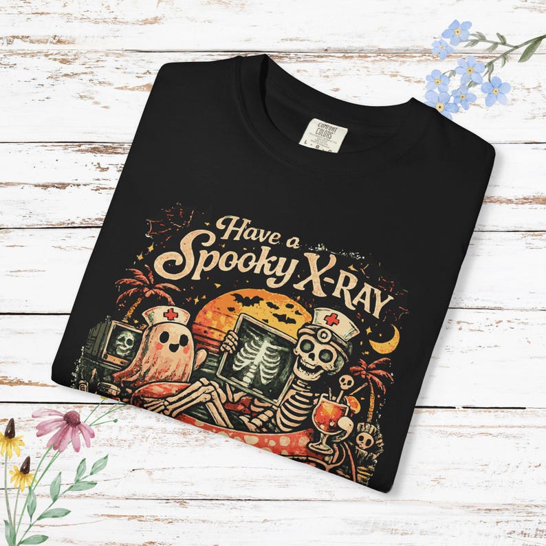 Spooky X-ray Radiology Tee | Halloween Skeletons Ghosts Pumpkin ...