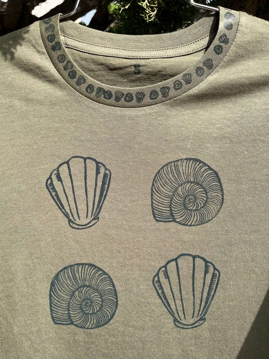 One-of-a-kind Hand Printed block Print/linocut Tee Shirt W/ Sea Shells ...