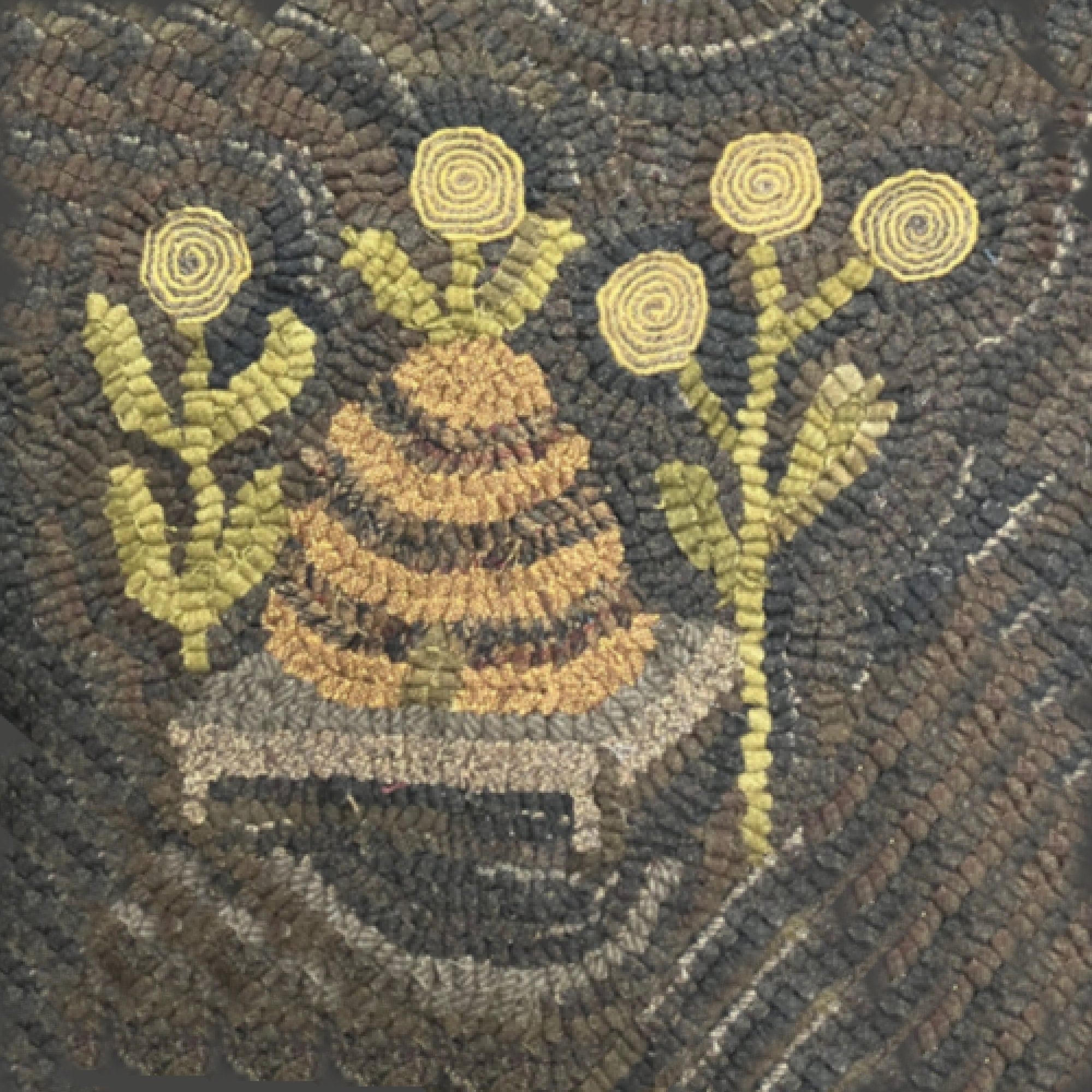 Hooked Rug Beehive Bee Skep Flowers Pattern Linen - Etsy