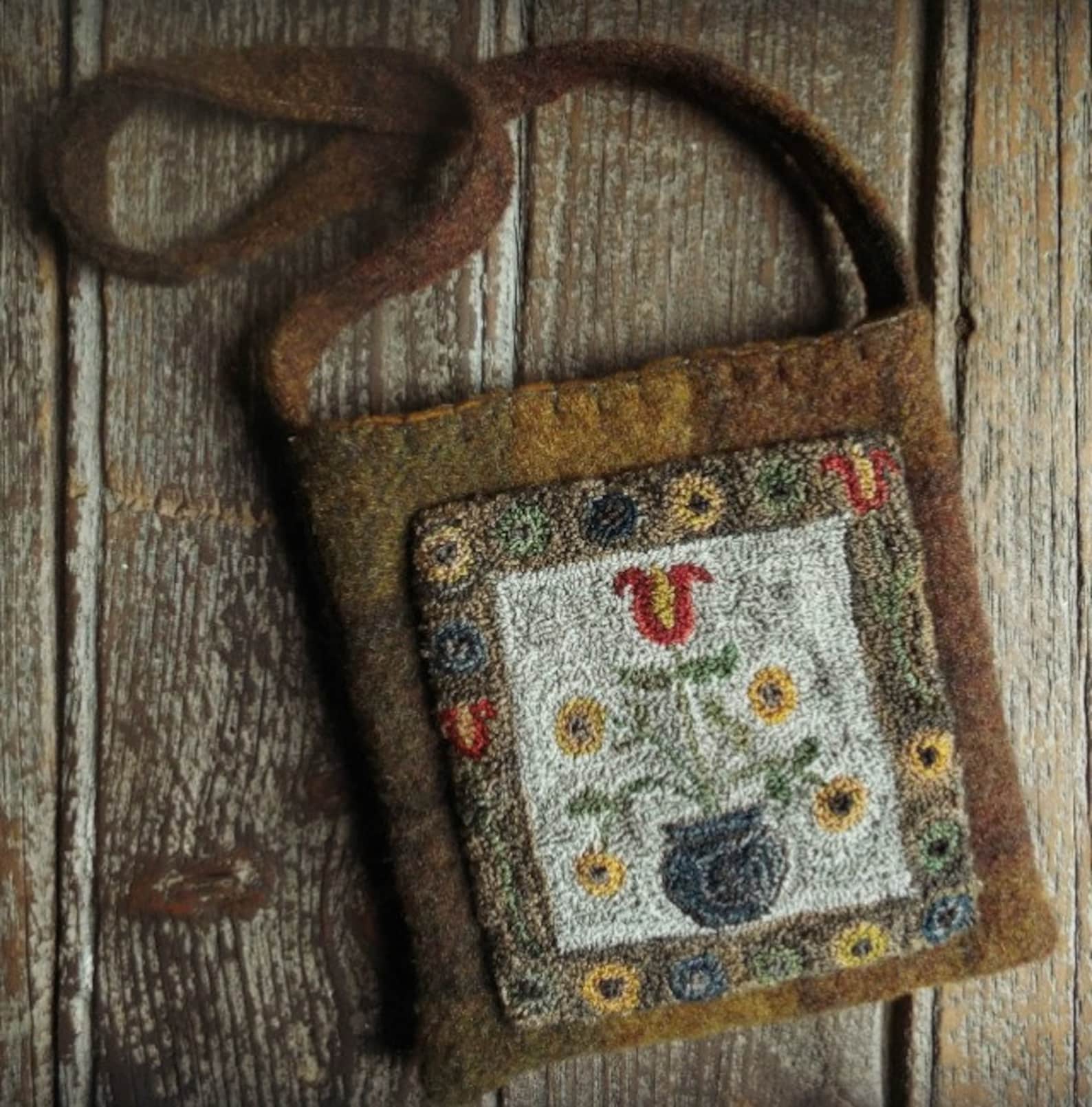 E Pattern Punch Needle Colonial Tulip Primitive Pocket - Etsy