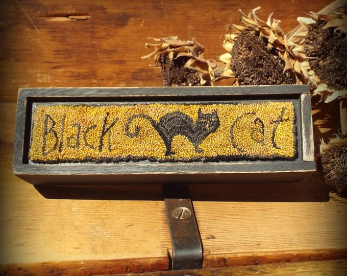 Punch Needle Pattern, Nutty Buddy, Squirrel, Fall Decor, Acorn, Country Decor, Punch Needle ...