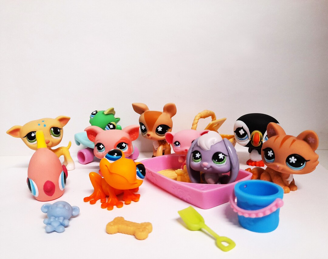 LPS Littlest Pet Shop Sportiest 10 Very Special Animals Hasbro Multi ...