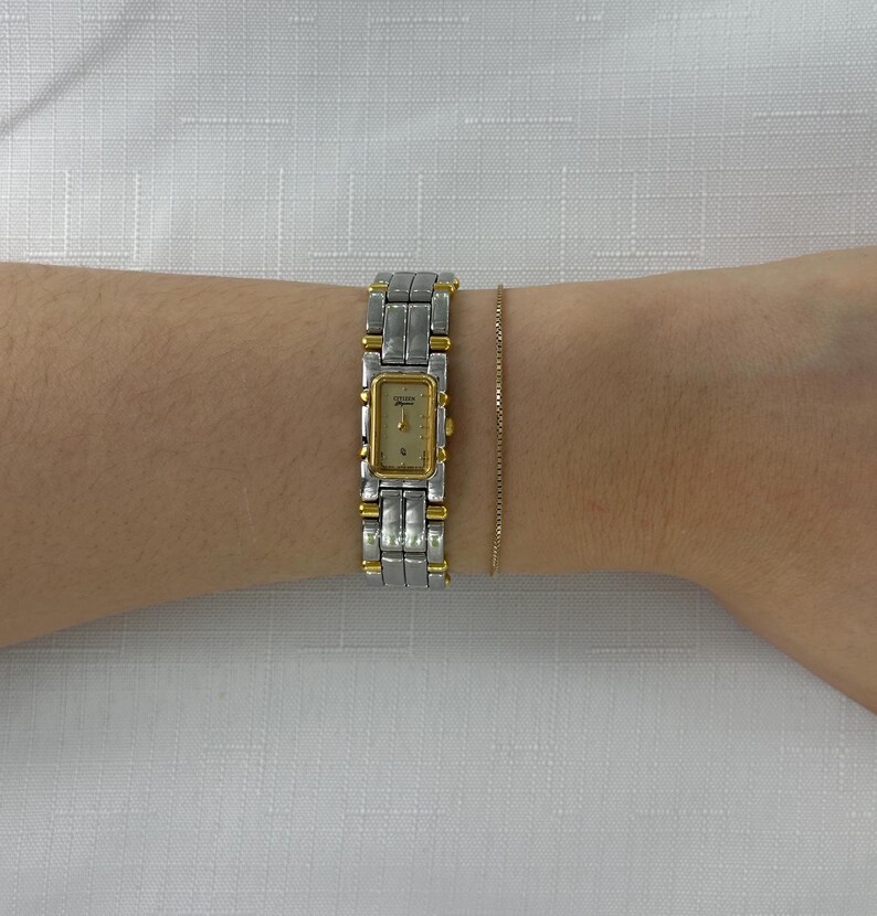 Vintage Ladies Two-toned Silver/gold Rectangle Citizen Elegance Watch ...
