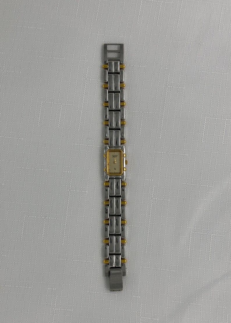 Vintage Ladies Two-toned Silver/gold Rectangle Citizen Elegance Watch ...