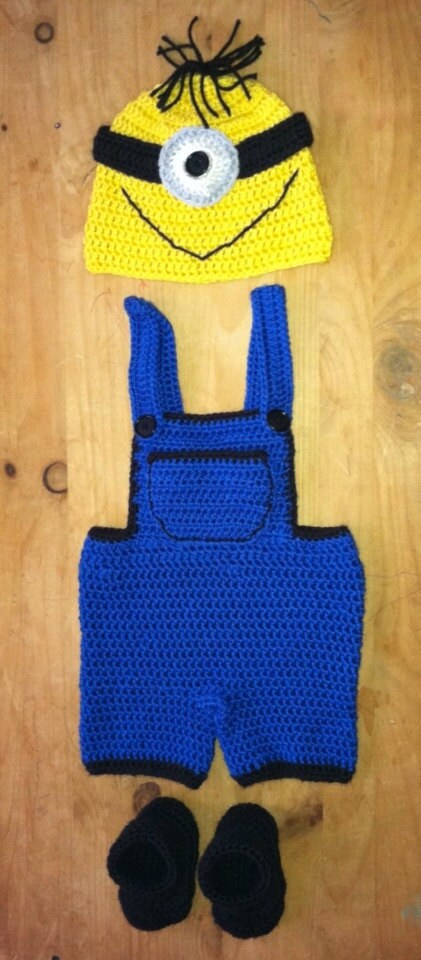 MINION Set - PHOTO PROP - Etsy