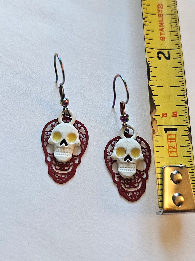 Powder Coated Stainless Steel Red Sugar Skull Filigree and White Skull ...