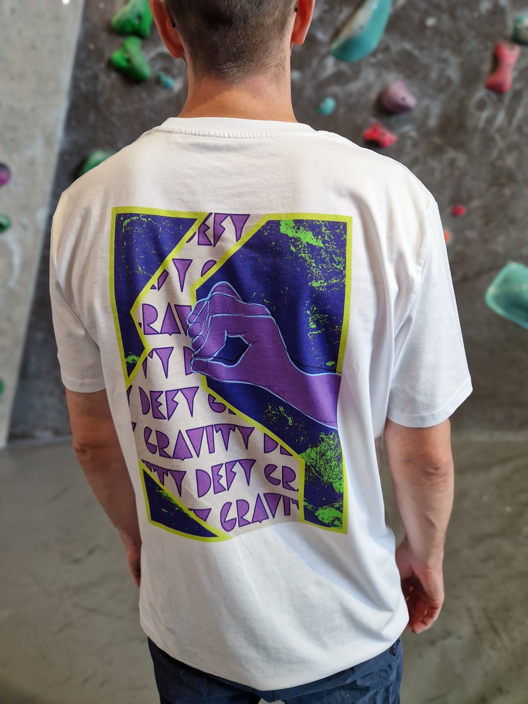 Boulder T-shirt "defy Gravity". Design Inspired by Bouldering and ...