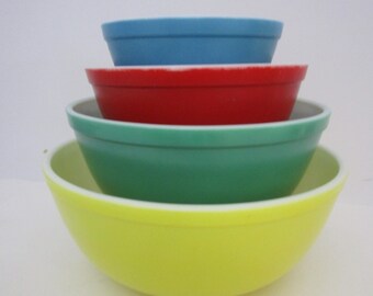 Vintage 1940s Pyrex Primary Color Mixing Bowl Nesting Bowl Set Full 4 ...
