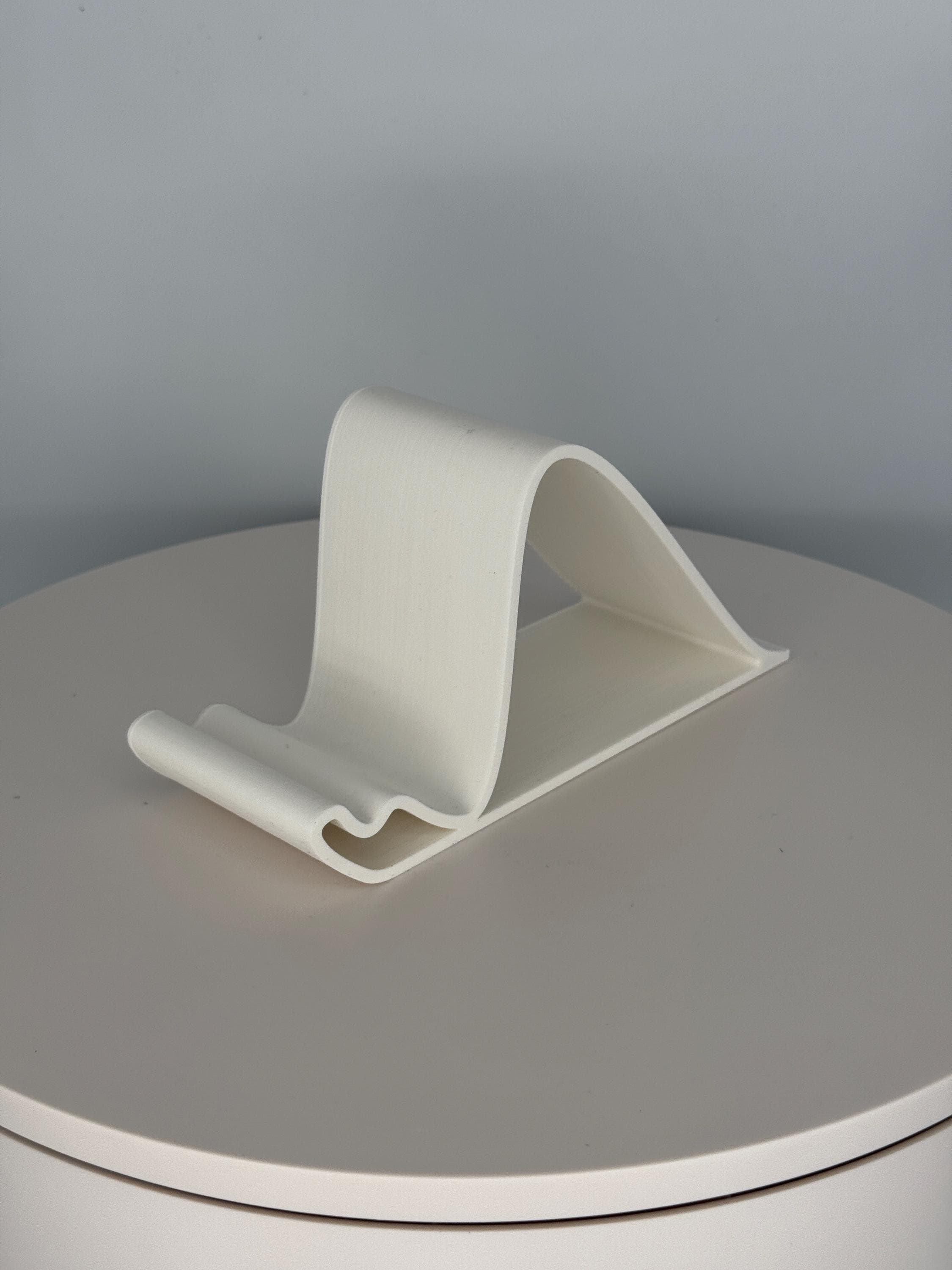 Minimalist Phone Stand Artistic Desk Organizer Modern Ribbon Phone ...