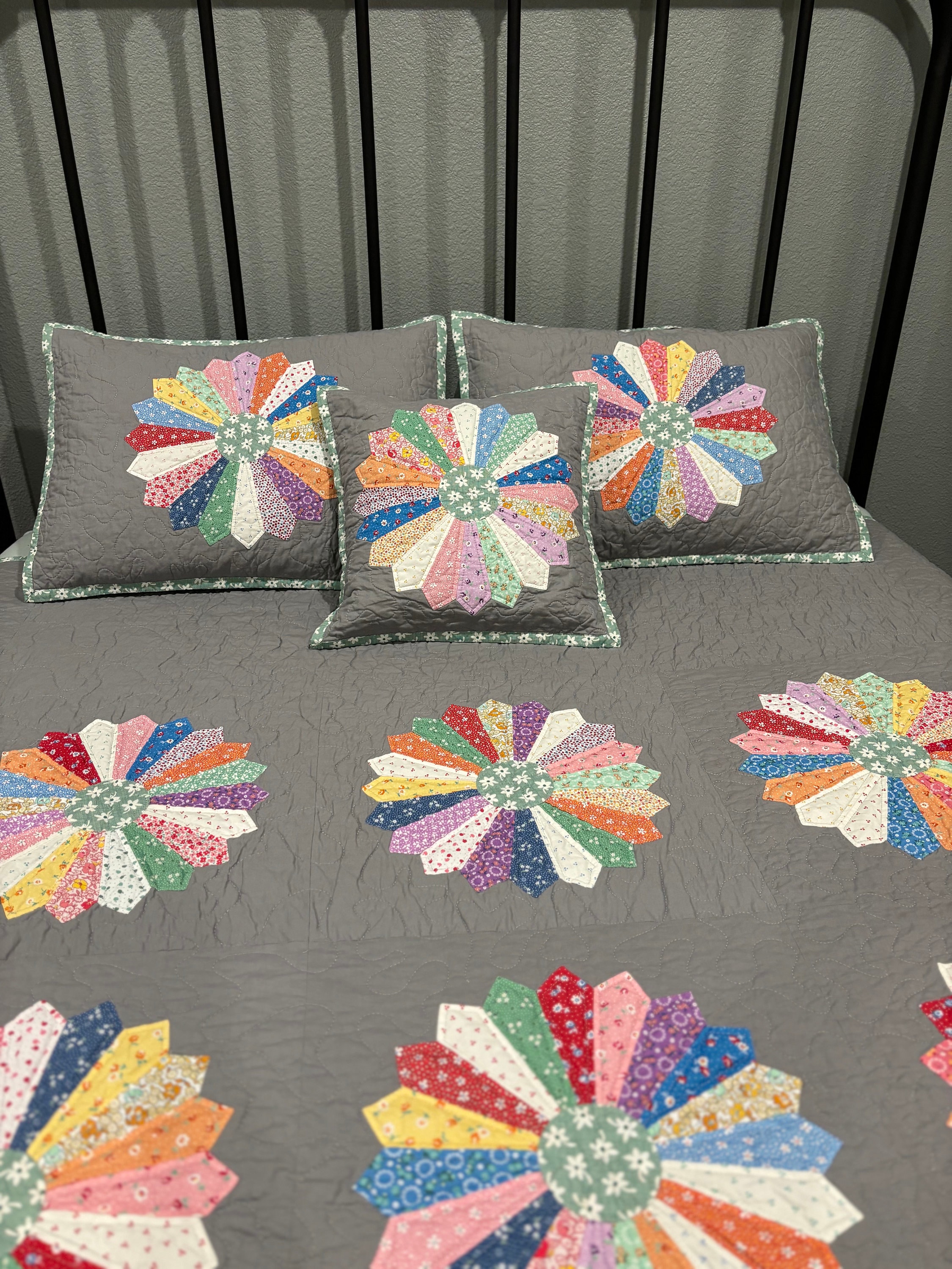 Dresden Plate Quilt Bedding Set, Handmade - Etsy