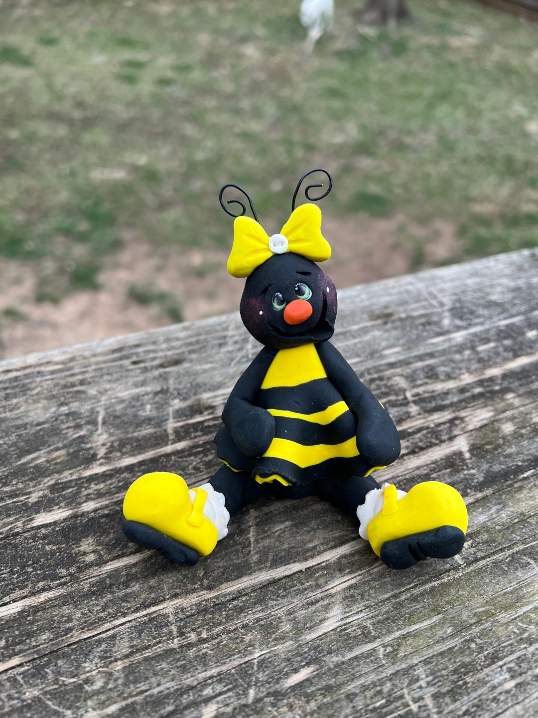 Bumblebee Spring Garden Bug Hand Sculpted Polymer Clay Tiered Tray ...