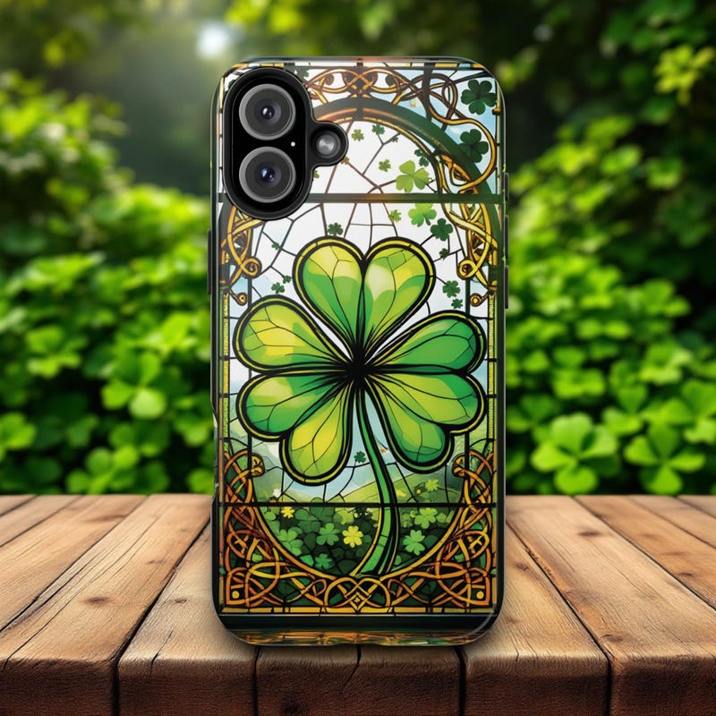 iPhone Charm Clover - Etsy