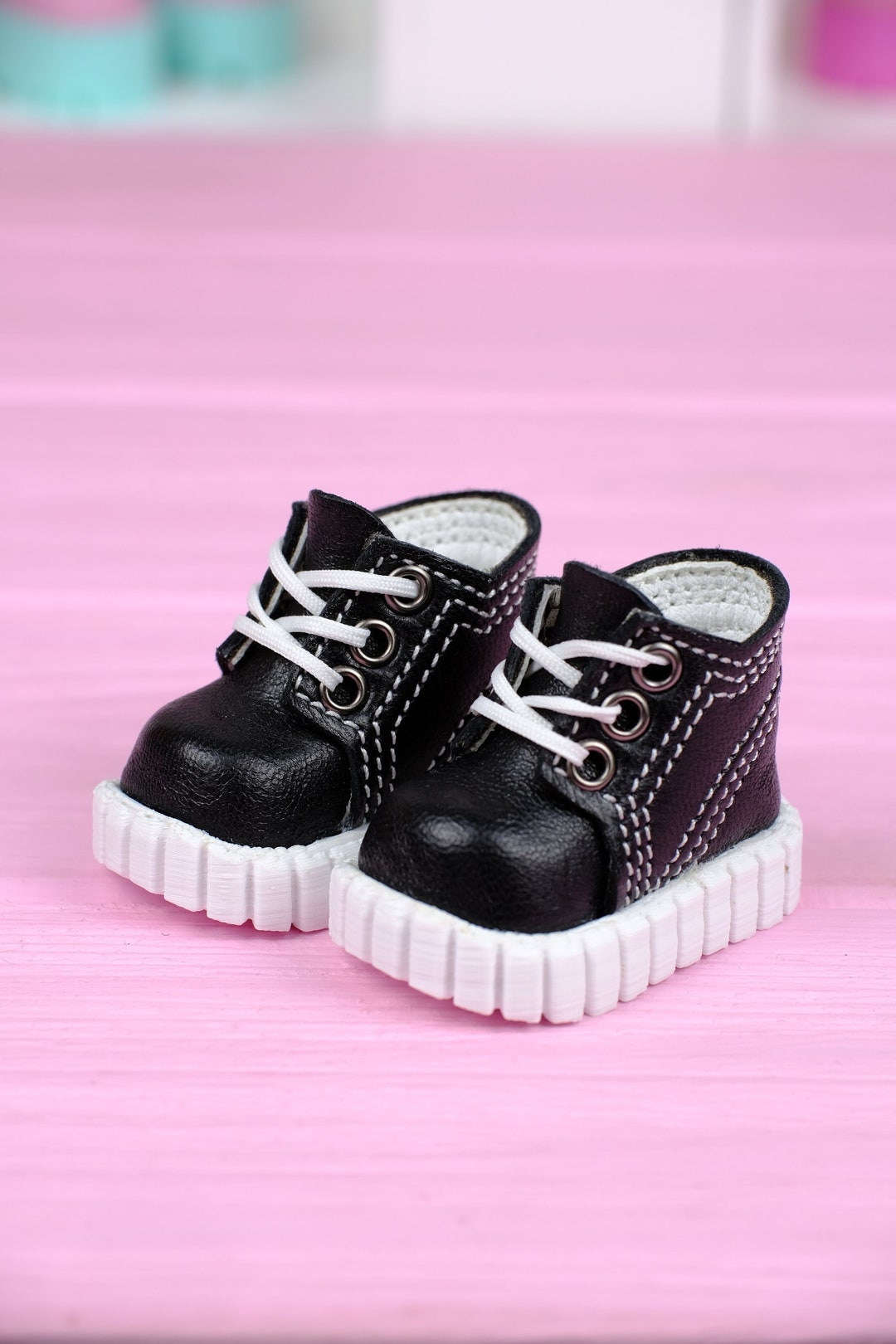 Miniature Fashion Black Sneakers With White Soles for Paola Reina Dolls ...