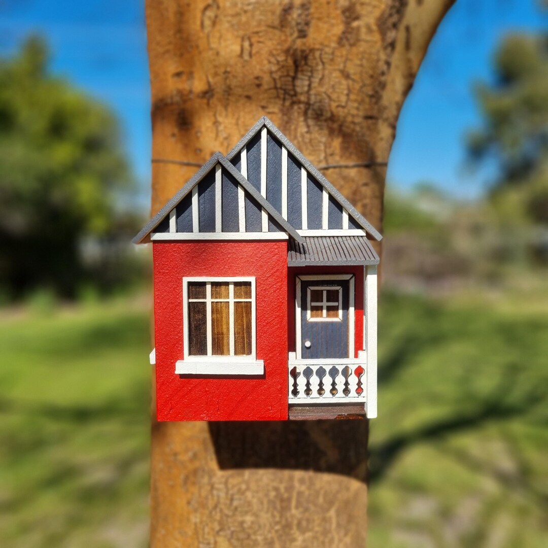 Aussie Dream House Birdhouse / Garden Art / Unique Gift / Collectible ...