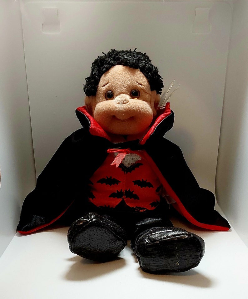 TY Beanie Baby Ty Sheets Ty Spooky TY Scary Ty Shivers TY Gear Dracula ...