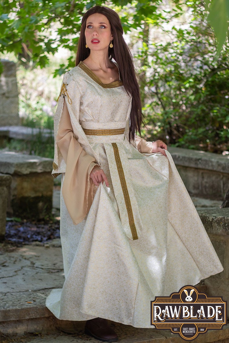 Aquitania Noble Dress LARP, Ren Faire, Cosplay - Etsy