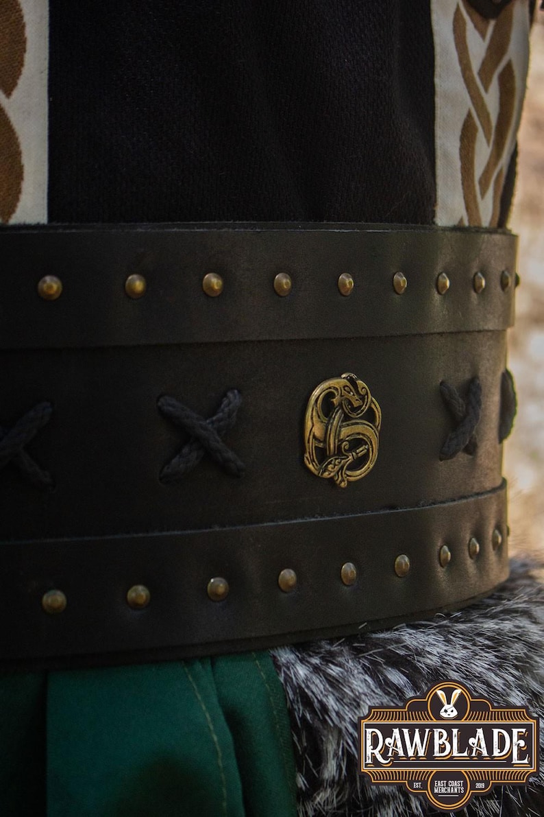 Fantasy Medieval LARP Skirmish Belt: Cosplay Accessory for Renaissance ...