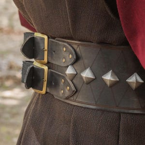 Fantasy Medieval LARP Aragon Belt: Cosplay Accessory for Renaissance ...